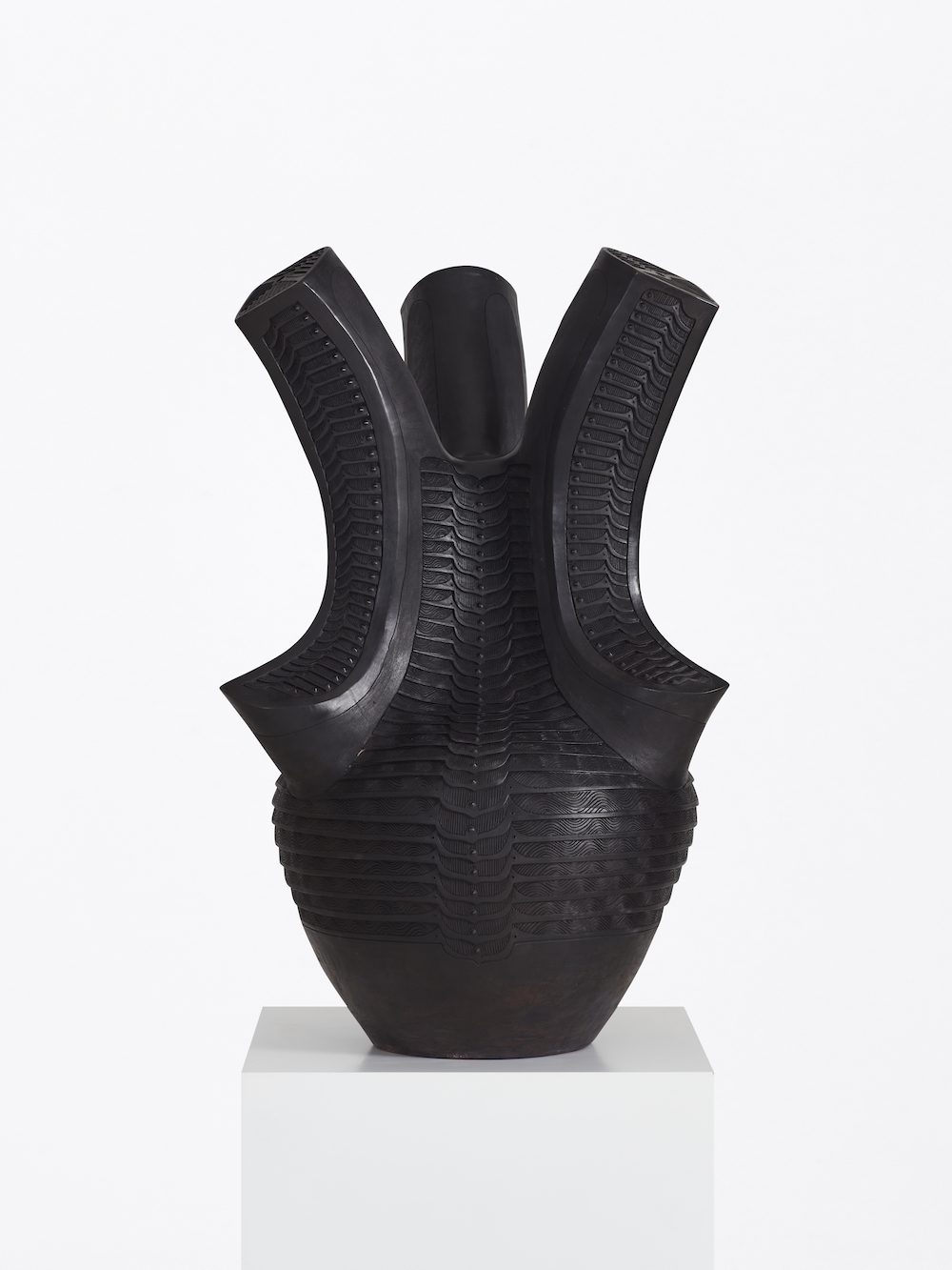 Southern Guild Presents Inkundla At Design Miami 2022 - Between 10and5