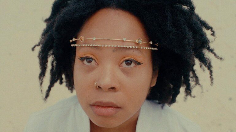 IN CONVERSATION WITH AVIWE APLENI ABOUT ‘LANDING’ VIDEO AHEAD OF RELEASE - Between 10and5