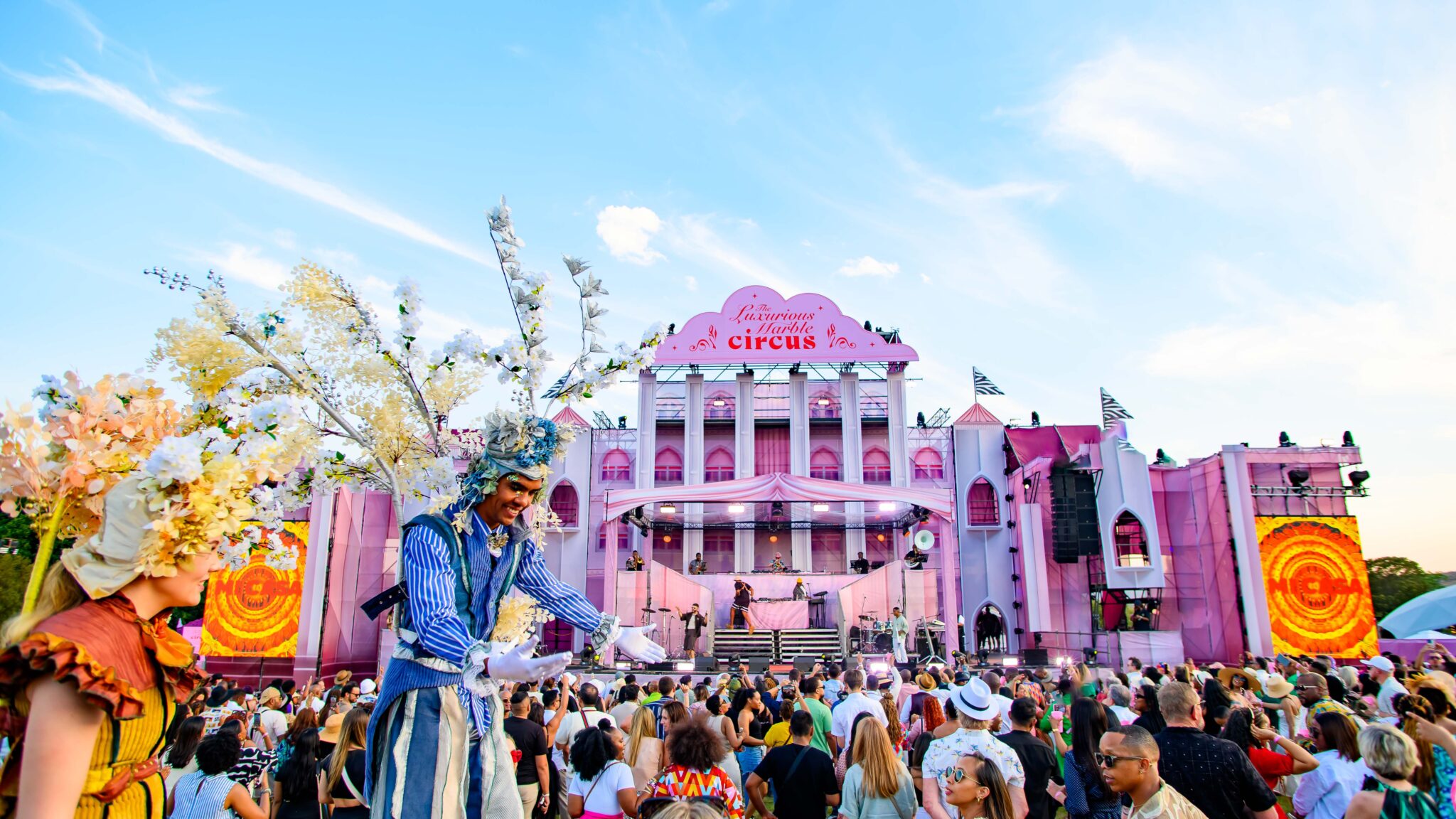 The Luxurious Marble Circus: A Masterpiece of Music, Food, and Magic ...