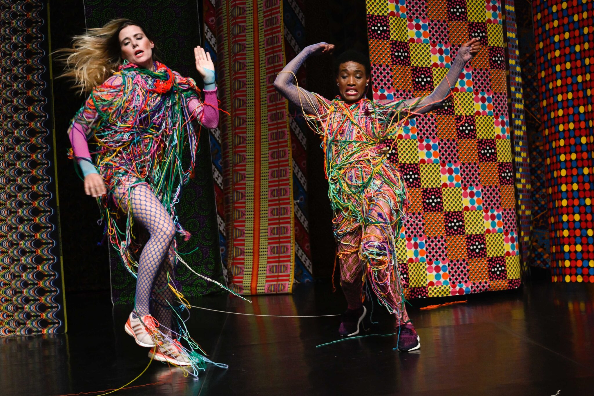 Woven Movements: Hominal / Xaba Unravel Authorship in Motion - Between ...