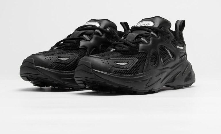 GALXBOY Enters the Sneaker race - Between 10and5