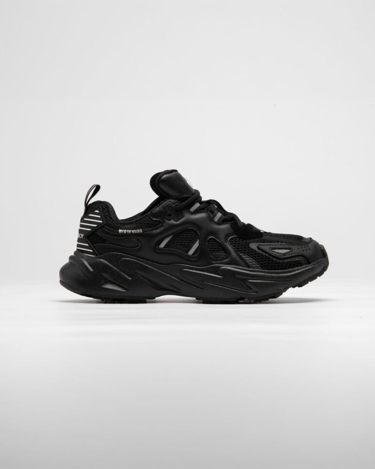 GALXBOY Enters the Sneaker race - Between 10and5