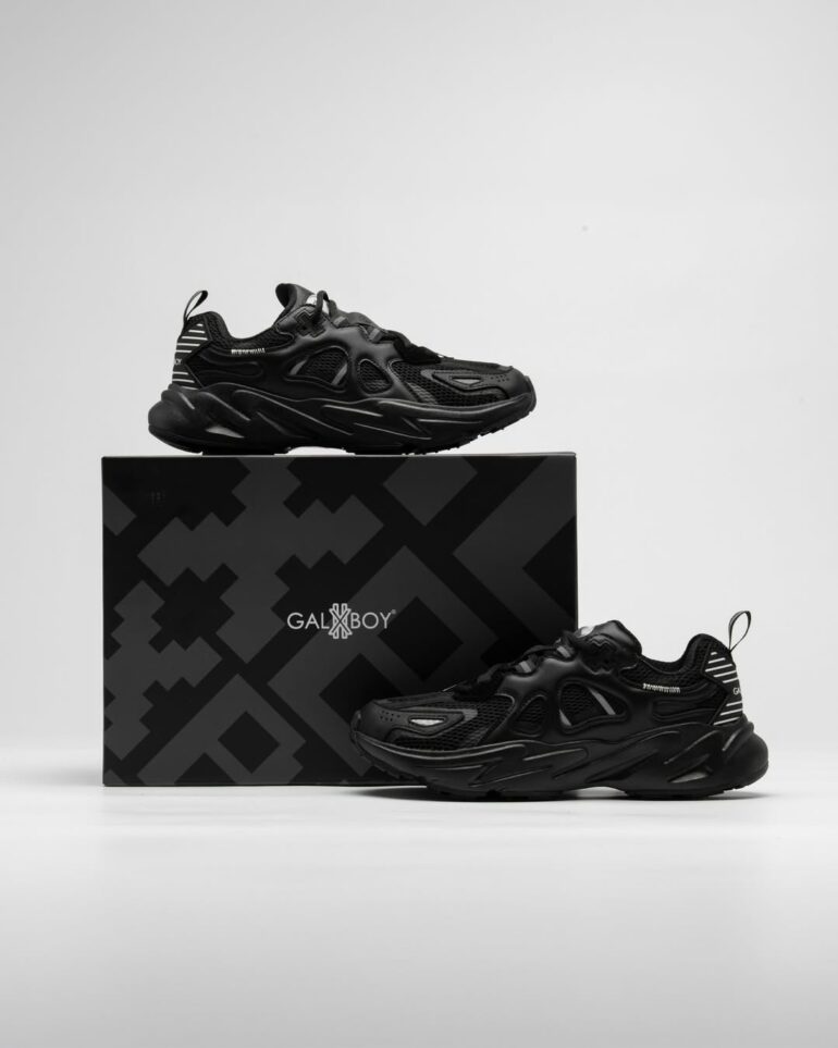 GALXBOY Enters the Sneaker race - Between 10and5